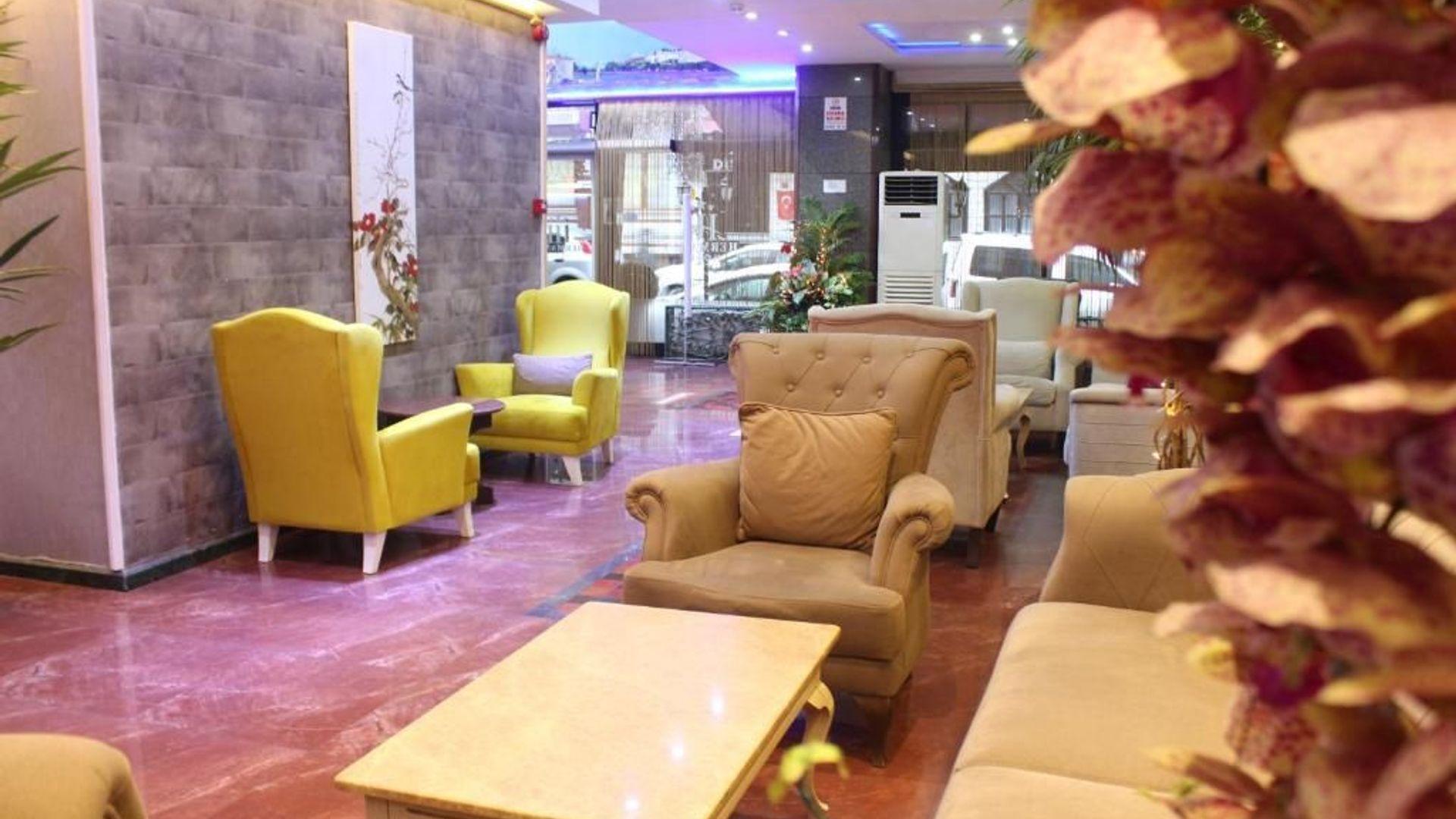 Hermanos Hotel